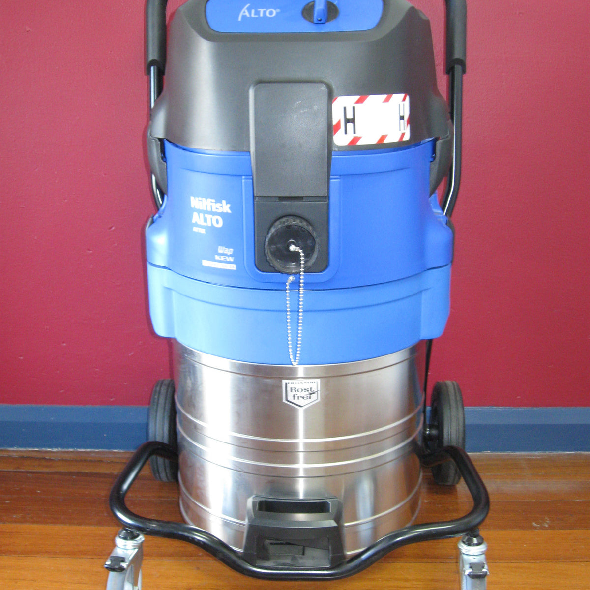 Nilfisk-ALTO ATTIX 751-OH Wet and Dry Vacuum Cleaner For Asbestos — TVD ...