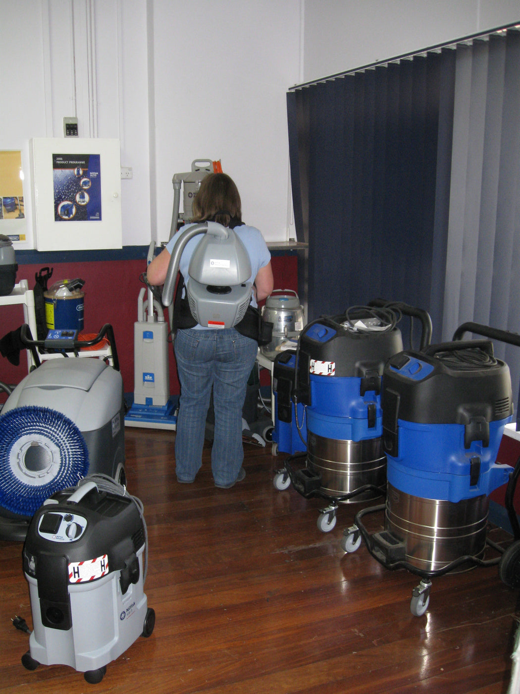 Nilfisk Bacuum Backpack Battery Powered Vacuum Cleaner Replaced By GD5 ...