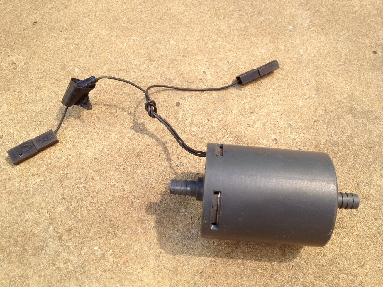 Kerrick Sabrina Handy Shampoo Machine 60PSI Solution Pump 230Volt — TVD ...